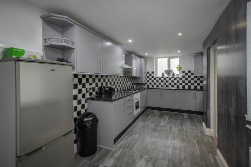 Lovely Home In Blackpool For You - Blackpool