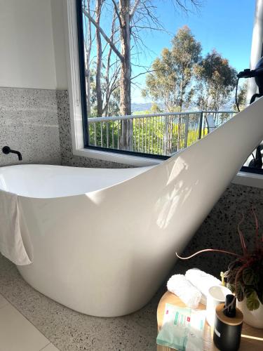 Cloud Nine Apartment @ Tamar Ridge - Launceston