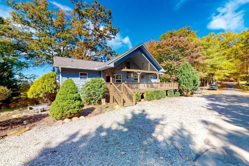 Sky View Lodge Deals & Reviews, Murphy | LateRooms.com