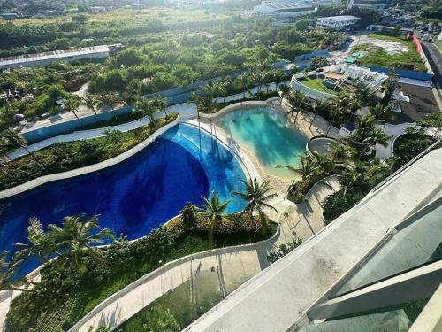 1 Bedroom Serene Bali At Azure North By The Bali Corner At Azure North, High Floor, Corner Unit, Big Balcony With Full View Of Beach Resort Amenities - Bataan