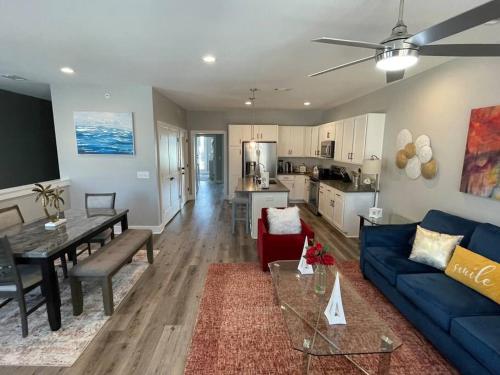 Pet Friendly Wi-fi Luxury Gated Community Downtown Greenville - Piedmont, SC