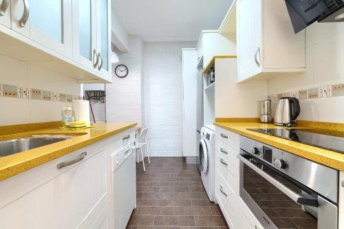 Iturribide Hogar Moderno Junto Al Metro - ビルバオ
