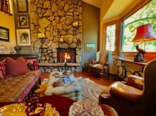 Trail Boss King Ensuite-prairie Rose B&b - 1200 Sq Ft Suite - Wyoming