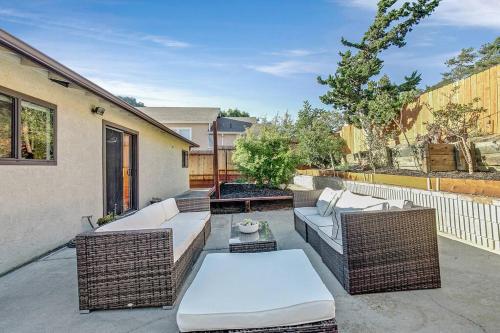 King Suite, 5 Queen Beds Spacious Modern Home - Oakland, CA