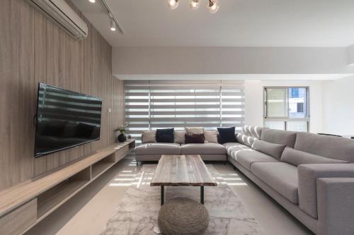 New Building Home 3b2b Daan Park Mrt-2min 全新大樓家 3房2衛 2分到大安森林公園站 - Taipei