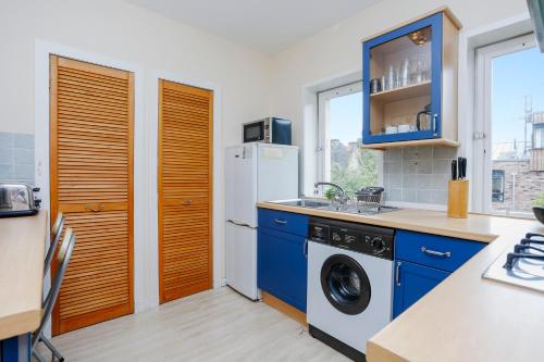 Edinburgh Central 2-bedroom Old Town Apartment - Edinburgh