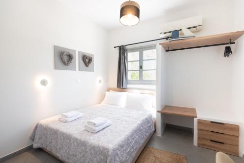 Navi B4 Brand New Studio In Naousa - Paros