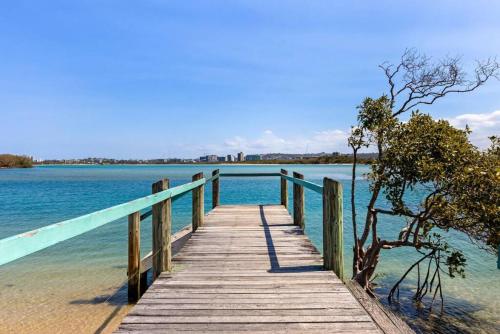 Twin Waters Seaside Resort Life - Maroochydore