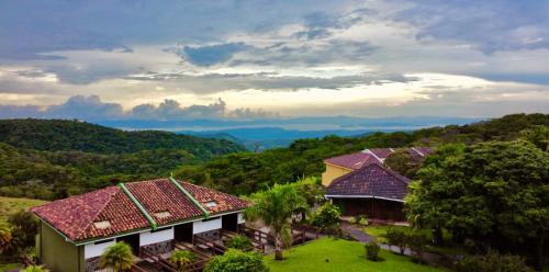 Hotel Montaña Monteverde in Monteverde Costa Rica from $131