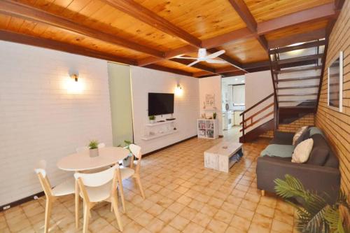 Central 2bed 2storey Pool-skywalk Kalbarri - Western Australia