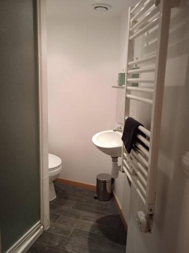 Duplex T2 Perros-guirec Label 2* - Location saisonnière, 32 Boulevard ...