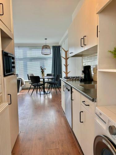 Amsterdam Beach Apartment 50, Incl Parking - Zandvoort