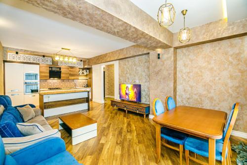 Crystal Luxury Apartment On Baku - Bakou