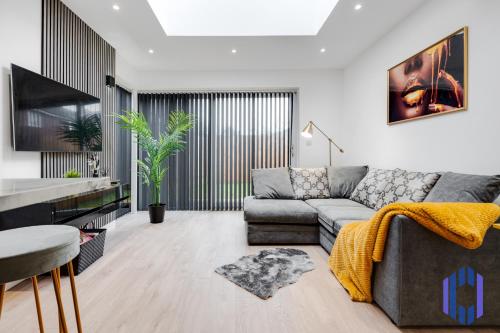 Stylish 4bd - Coop Live - Etihad - Parking - Manchester