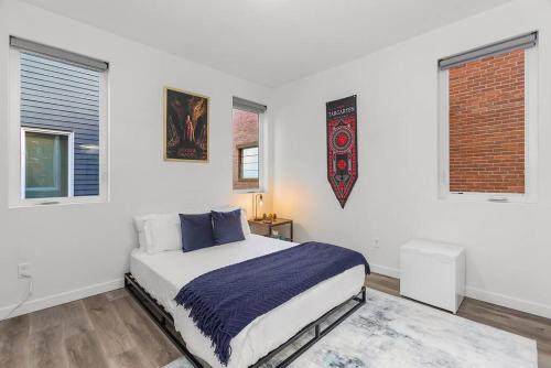 Meleys' Crimson Keep: Driftmark's Suite - Seattle, WA