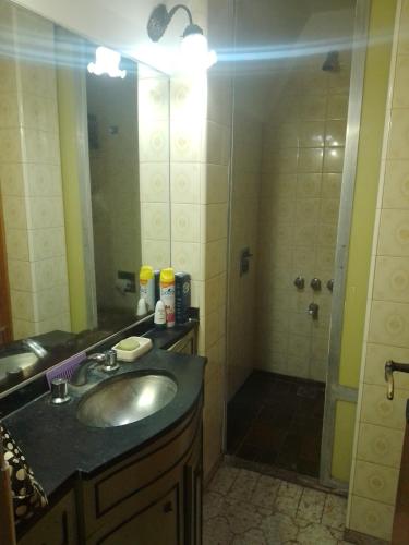 Casa Alpino Cerca Del Mar!!!!! - Mar del Plata