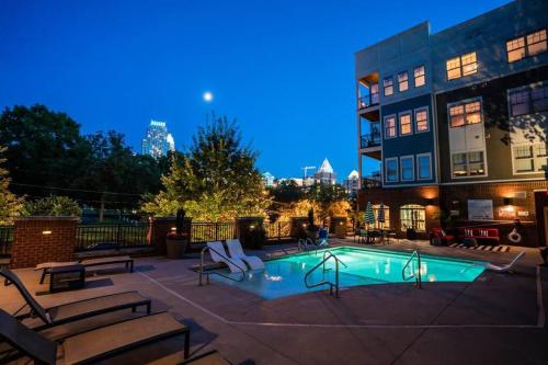 1br Uptown, Pool, Wine, Near Convention Center_311 - シャーロット, NC