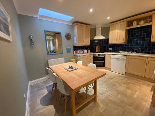 Harbour Mews Central Location Near Beach - Whitstable