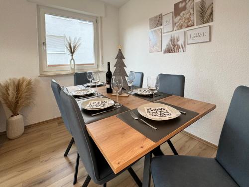 3 Zimmer Apartment, 80 Qm, Ruhig Und Zentrumsnah, Max 5 Pers, Balkon, Garage, Internet 300 Mbit - Sindelfingen