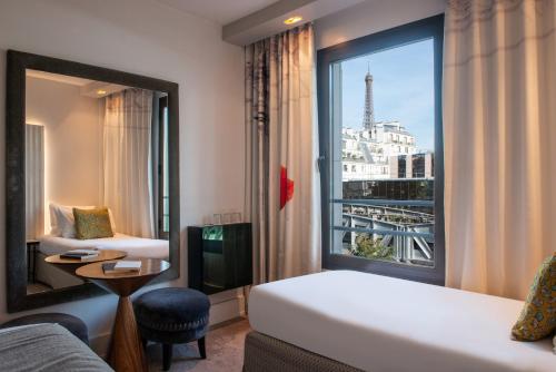 22 Best Hotels In Paris With Eiffel Tower Views - Updated 2024 | Trip101