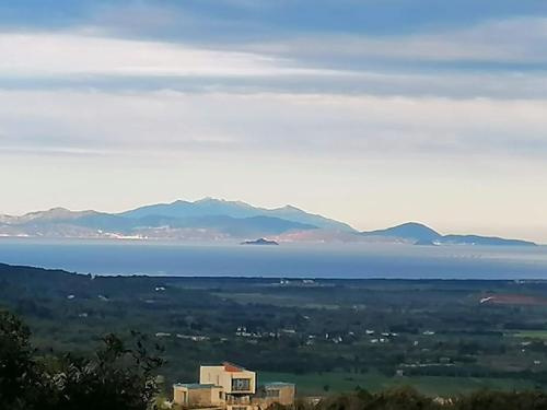 Appartamento Vista Panoramica, Ampio Terrazzo. - Gavorrano