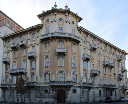 Guest House Mameli44 - Busto Arsizio