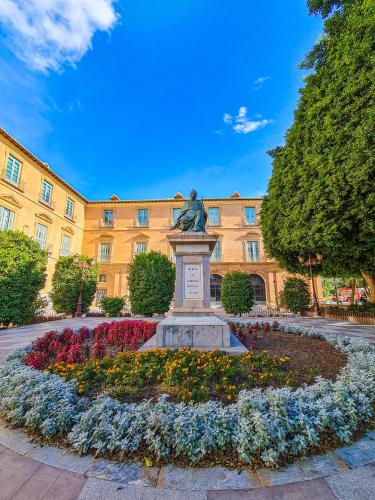 Lujoso Piso Centrico En Murcia Con 3 Habitaciones - Murcia