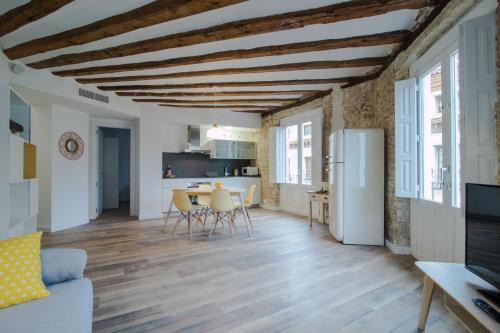 Apartamentos Almada - Zaragoza
