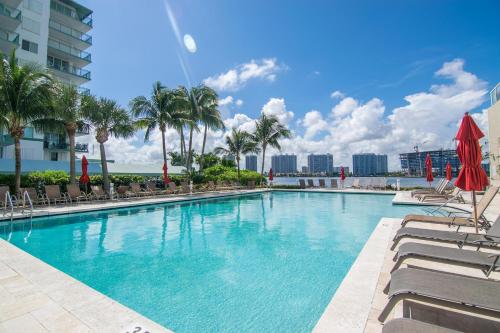 Marina Bay 1008 - Sunny Isles Beach, FL