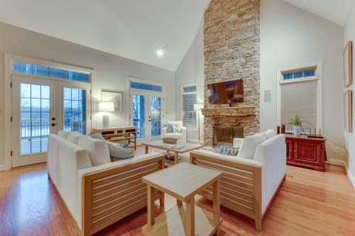 Waterfront Sherrills Ford Home W/ Pool & Boat Dock - Lake Norman, Catawba