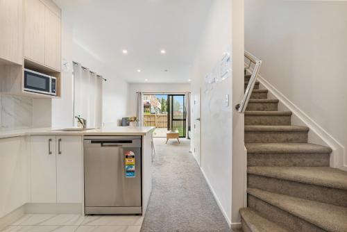 Cozy Brand New Townhouse 1 - Auckland