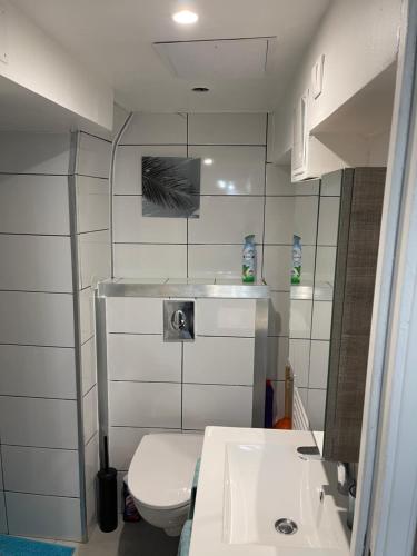 Studio Entierement Equipe A 10 Min De La Defense - Nanterre