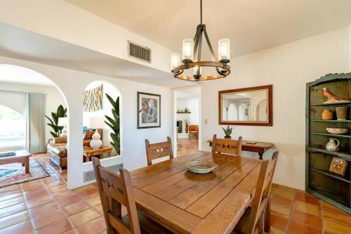 Sabino Canyon Vista - Serene Desert Escape With Pool & Grill, Sleeps 8 - Catalina Foothills, AZ