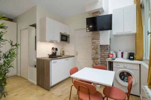 Typical Parisian Studio In Le Marais#4 Pers - Paris