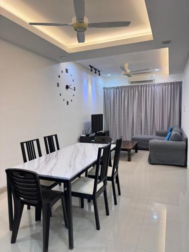Sandakan Ijm Condo Full-equipped Homestay - Sandakan