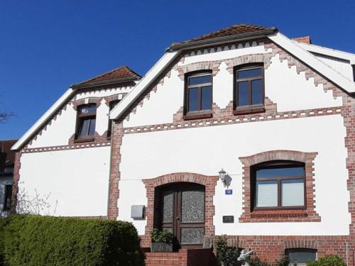 Kohn 10, Carolinensiel from €39pp - Book Now