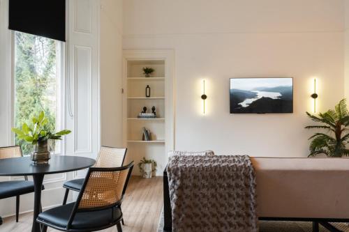 The West End Retreat - Your Luxurious 5* Apartment - Glasgow