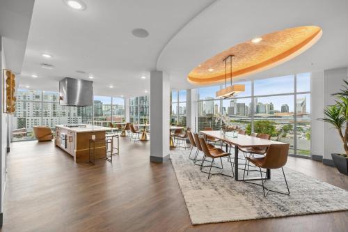 Midnight Manor Penthouse Suite The Gulch - Nashville, TN