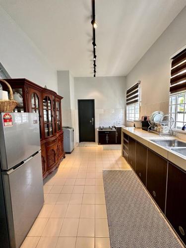 The P Lakehouse - Bagan Lalang