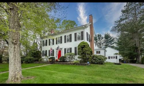 Antique1242 British Bed & Breakfast - Connecticut