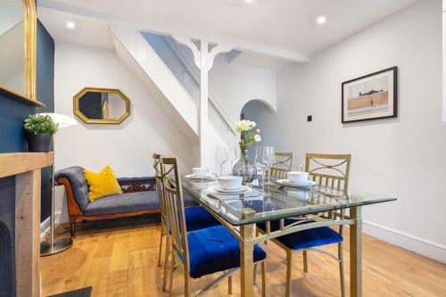 Newly Renovated 2 Bed Cottage - Long Stay Reduce Rate - Slough