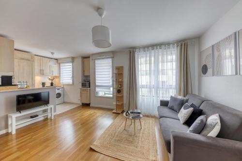Metro - Ascenseur - Parking - Wifi - 4 Pers - Easy Check In - Asnières-sur-Seine