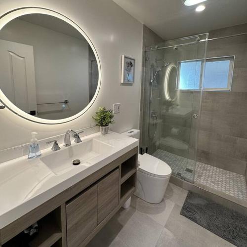 Modern, Renovated 5b/3ba Near Apple, Kaiser - Santa Clara, CA