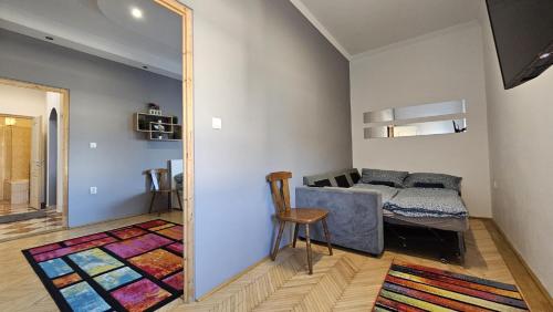 Lovely Central Apartment With Free Parking, Kozponthoz Kozeli 3 Szobas Lakas - Győr