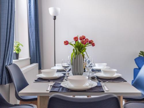 Ideal Contractor Stay - Near Port Of Tyne & Tynemouth Sleeps 6 - Long Stays Welcome - South Shields