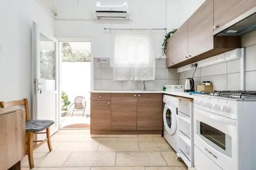 Cozy And Traditional - Ec Studios - Larnaca