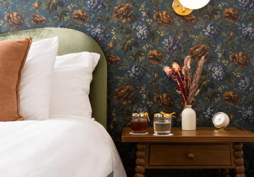 Petit Soleil - Bed, Breakfast And Bar - San Luis Obispo, CA