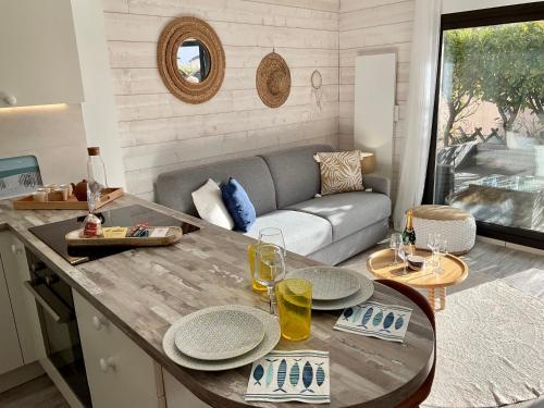 Le Nid Douillet, Studio Avec Terrasse Et Parking A 400m Des Plages - Larmor-Plage
