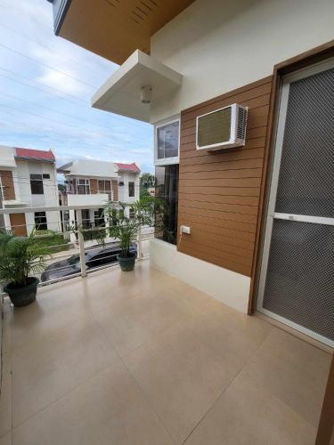 Air-conditioned Living Room And Bedrooms - Cagayán de Oro