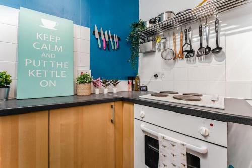 Traditional 1-bed Flat In Southside (Hampden/shawlands) - Glasgow